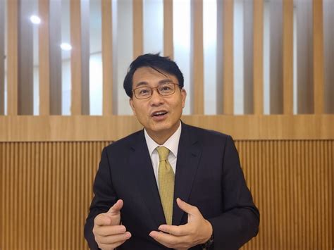 파워인터뷰 국민의힘 차기 당권도전 4선 윤상현 의원 누구인가