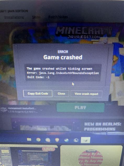 help my freinds game keeps crashing while trying to join my modded game