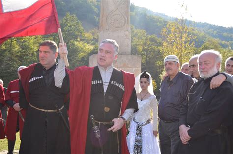 მერაბ კოსტავას ხსოვნისადმი მიძღვნილი ღონისძიებები ხარაგაულში