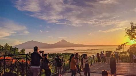 7시간 투어 세툼부 언덕 일출 및 보로부두르 사원 투어 족자카르타 출발 인도네시아 Kkday