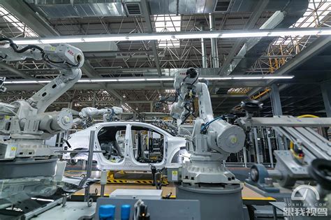 体验uni T的智能化生产 走进长安uni T生产制造基地 跟我视驾