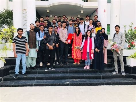 Muskan Nazeer On Linkedin Teacher Guestspeakers Zainahmed Career Communication University