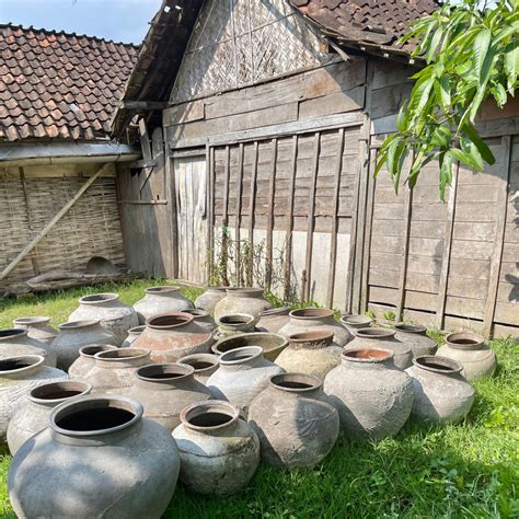 Custom Sourcing The Silk Road Collection