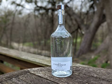 Review Codigo 1530 Blanco Tequila Thirty One Whiskey