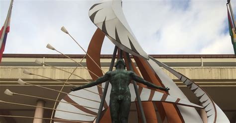 The Oblation And Budyong At Tambuli Up Diliman Quezon City