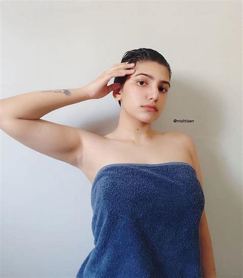 Freshly Shaven Scrolller