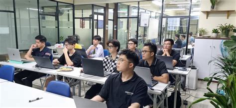 Techmaster Việt Nam Học Là Có Việc