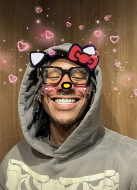 Tyler The Creator Holding Hello Kitty Plush🔥🔥 Tyler The Creator