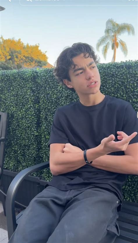 Pin By Elsiegrace On Malachi Barton Cute Celebrity Guys Cute