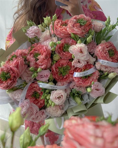 ЦВЕТЫ АСТАНА ДОСТАВКА БУКЕТЫ ПИОНЫ ОФОРМЛЕНИЕ Тонкий аромат лёгкое движение нежность в