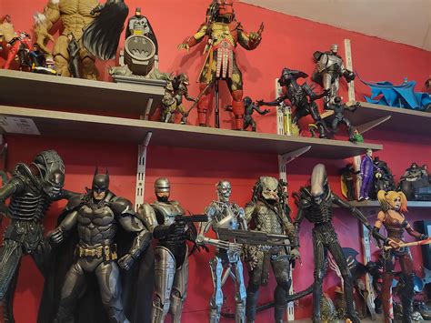 Grail Figure Canme Today Big Red Predator 18 Inch Figure Rpredator