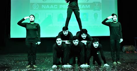 जौनपुर कल्चर कार्यक्रम में विद्यार्थियों ने बांधा समा