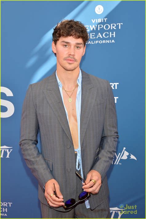 Noah Beck And Siena Agundong Screen New Movie Sidelined The Qb And Me At Newport Beach Film