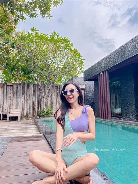 Dis Sum Mer ชุดอะไรเอ่ย…ใส่แล้วเอวสับเอวหักขนาดนี้😆 Facebook