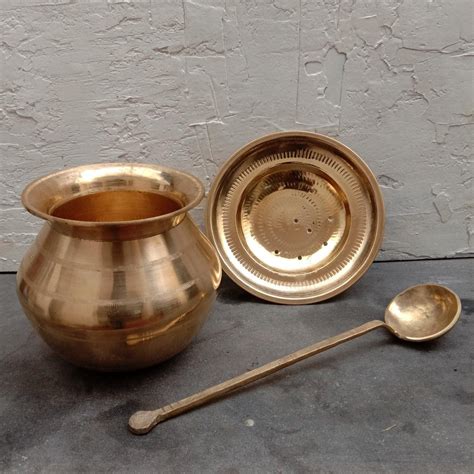 Exploring The Excellence Of Bronze Cookware A Culinary Companion