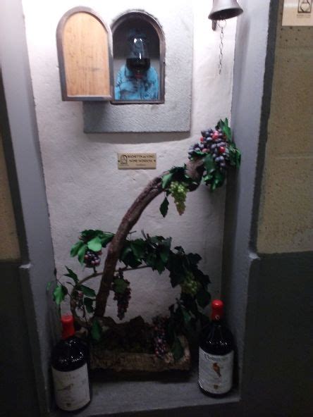 The Tuscany Fiasco The Italian Style Of The Straw Covered Bottle L