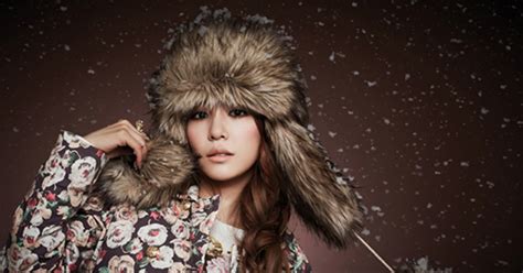 소녀시대 티파니 꽃무늬 옷 입고 벌써 겨울소녀