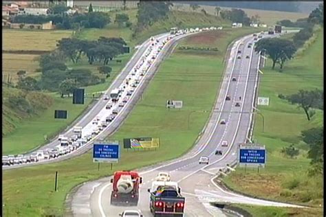 Vídeo Cai O Número De Mortes Nas Estradas No Feriado Prolongado Sp2 G1