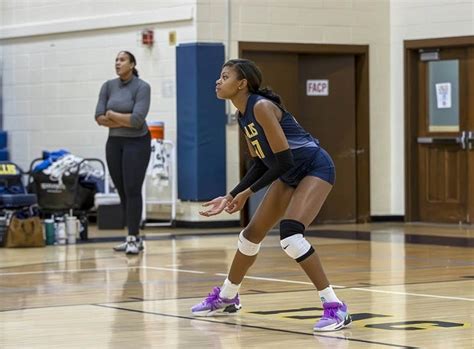 High School Volleyball Alexis Ewing Laycee Mcgrady Among Daughters Of