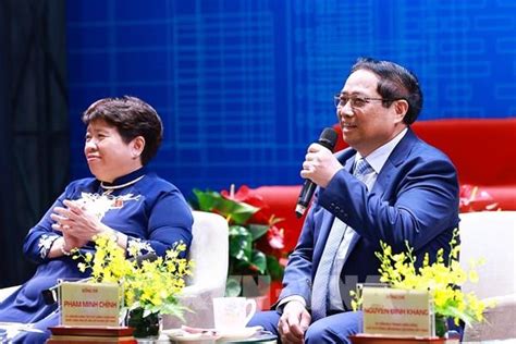thủ tướng nâng cao năng suất lao động là nhiệm vụ quan trọng cấp bách