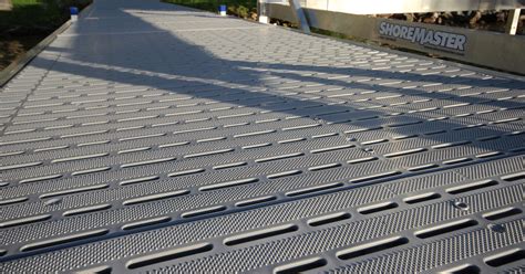 Stylish And Functional Glacier Flow Through Decking