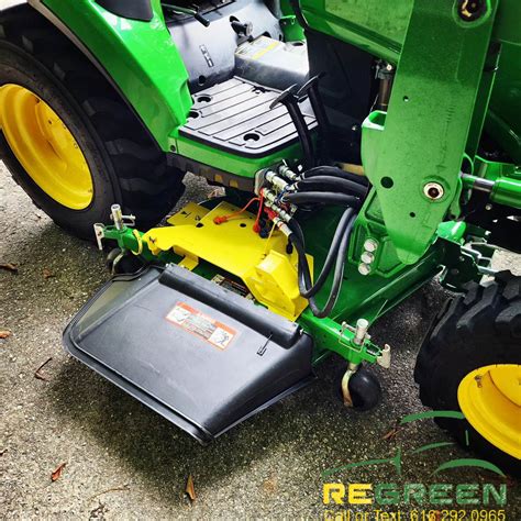 2019 John Deere 2025r Sub Compact Tractor And Attachments Package