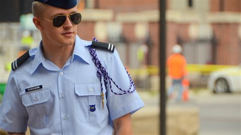 Take A Peek Into The Life Of An Rotc Cadet Air Force Rotc