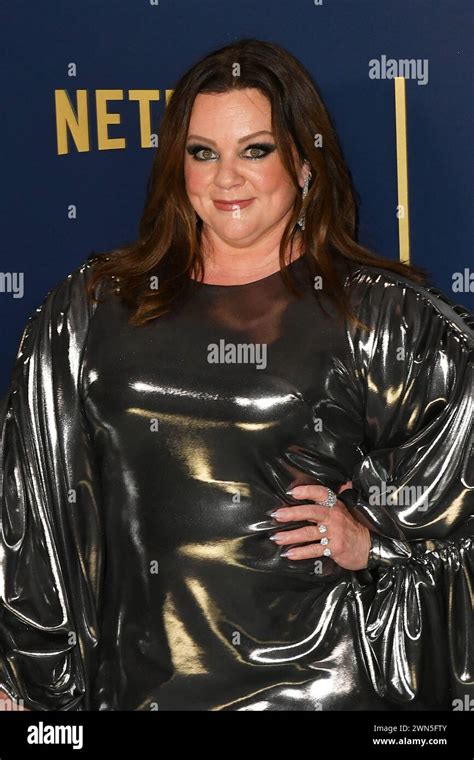 Melissa Mccarthy Attends The 30th Annual Screen Actors Guild Awards At