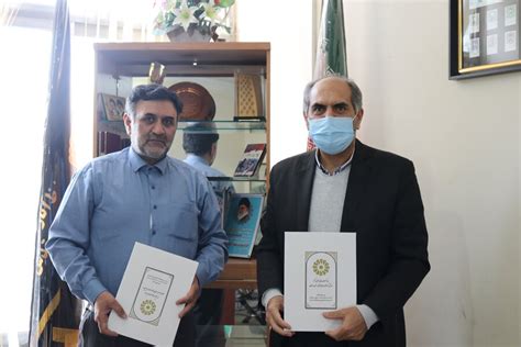 تفاهم نامه همکاری ادارات کل کتابخانه های عمومی و حفظ آثار و نشر ارزش های دفاع مقدس زنجان تمدید