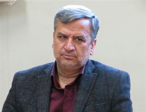 تقدیر از مهندس مرتضی تیموری، رییس سابق جهاددانشگاهی واحد صنعتی اصفهان