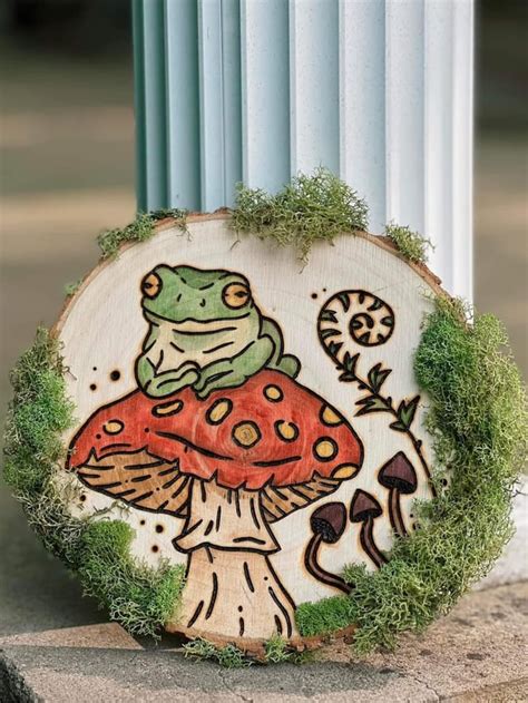 My Friends First Ever Pyrography Piece 💛🌿 R Pyrography