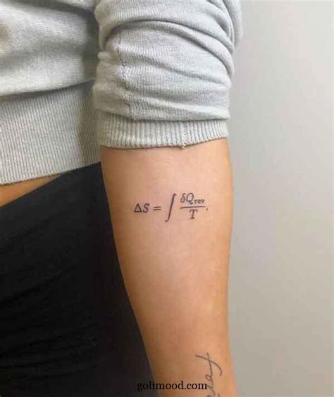 ایده تتو مینیمال 2024؛ در 50 طرح خام اجرا شده در نقاط مختلف بدن مردانه