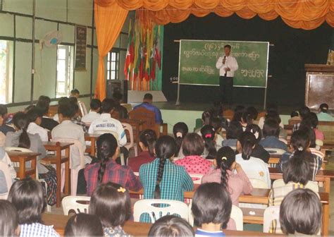 ဆိပ်ဖြူမြို့နယ်၌ ၇၆ နှစ်မြောက် လွတ်လပ်ရေးနေ့အထိမ်းအမှတ် မြို့နယ်အဆင့် ကဗျာ၊ စာစီစာကုံး၊ ကျပန