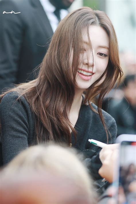 240924 Yuna At Paris Fashion Week For Ganni Spring Summer 2025 Show