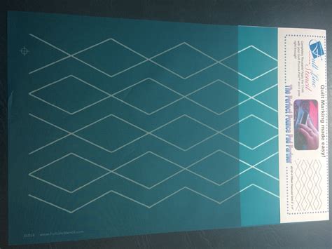 Full Line Stencil Offset Diamond Grid 2 X 4 Debby Brown Quilts 31014