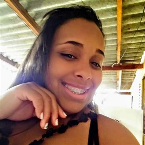 Lara Carolina Youtube