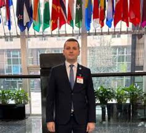 Директорот на ФЗО Ахмети користи годишен одмор но не одмара во САД бил на покана на Стејт