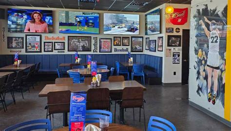 Pregame Brew And Chew Cedar Rapids Sports Themed Restaurant