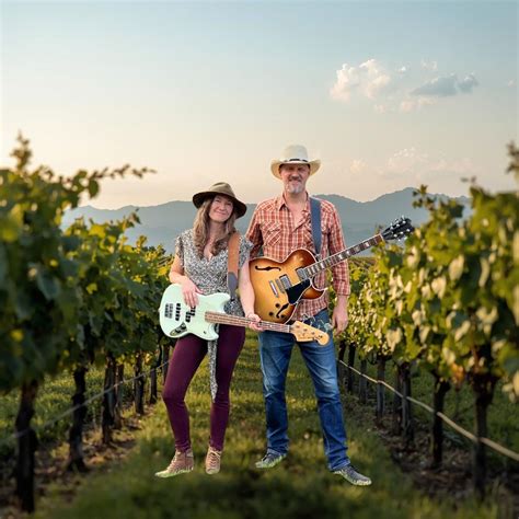 Brian Ashley Jones And Melanie Jean Live At Souther Williams Vineyard