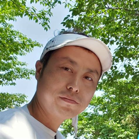 2일간에 특수머리 부산교육을 마쳤다 열정적인 강사님들의 배움에 열기는 뜨거웠다 내가 잘하는 것을 가르쳐 주고 보람을 느끼는 것 또 한 번 미용을 잘했다는 생각을 하였다