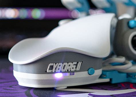 Azeron Iceline Cyborg Ii ゲーミングキーパッド 究極のエルゴノミックキーパッド
