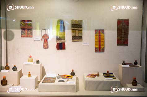 ФОТО Монголчуудын уламжлалт цагаан сар үзэсгэлэн нээгдлээ