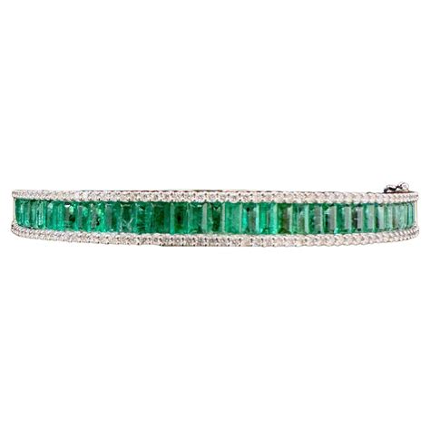 Diamond And Emerald Lion Cuff Bangle 18k For Sale At 1stdibs