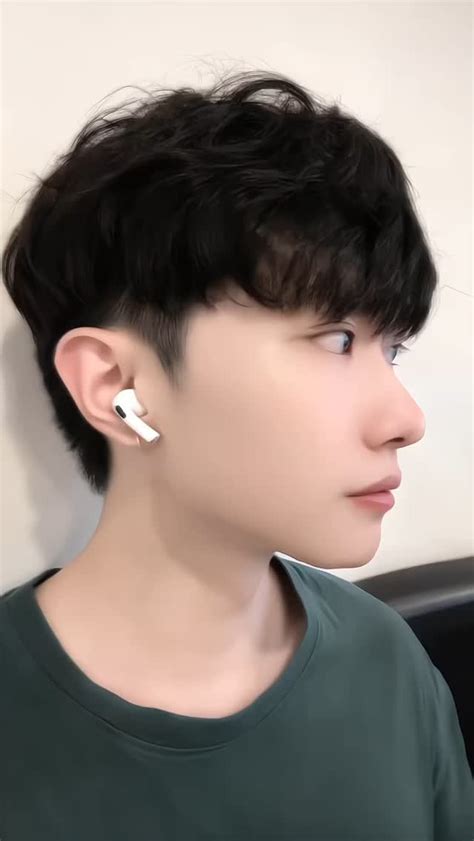 陌生人你長得很醜 我抱歉醜到你 我男友喜歡就好