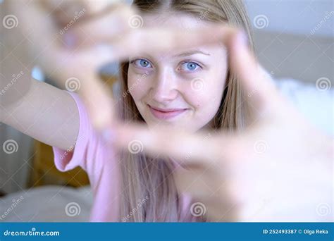 Cute Girl 15 18 Years Old Makes A Selfie Stock Image Image Of