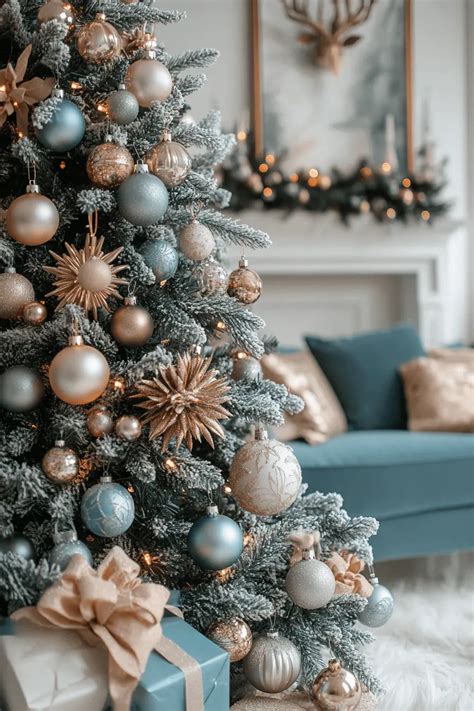 10 способов украсить ёлку чтобы она выглядела как из глянцевого журнала