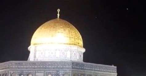 이란 이스라엘 보복 공격 개시…미사일·드론 300대 발사