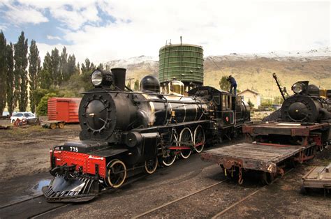 무료 이미지 기차 아스팔트 수송 기관차 증기 기관 철도 운송 육상 차량 자동차 엔진 부품 2400x1595 176644 무료 이미지 Pxhere