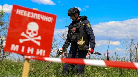 Мінекономіки планує створити реєстр земель забруднених вибухонебезпечними предметами