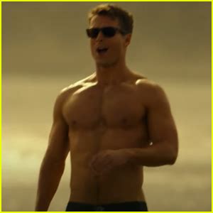 Top Gun Maverick Releases Hour Loop Of Beach Football Scene With Shirtless Miles Teller